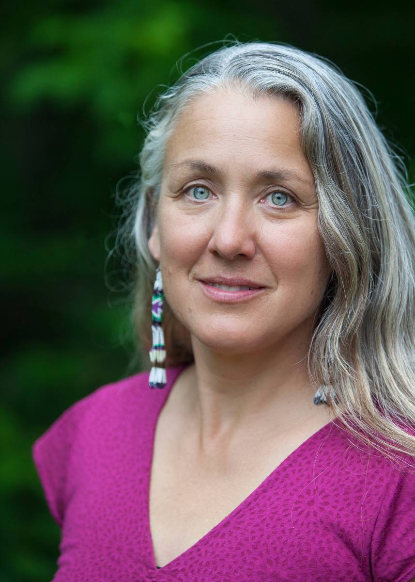 Episode #2 Kahstoserakwathe Paulette Moore: How do we live indigenous ...